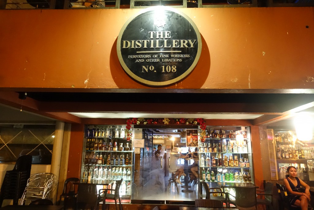 【セブ】お酒100種類以上！DJイベントもあるBar The Distillery｜ フィリピン現地情報 ｜セブ留学アカデミー
